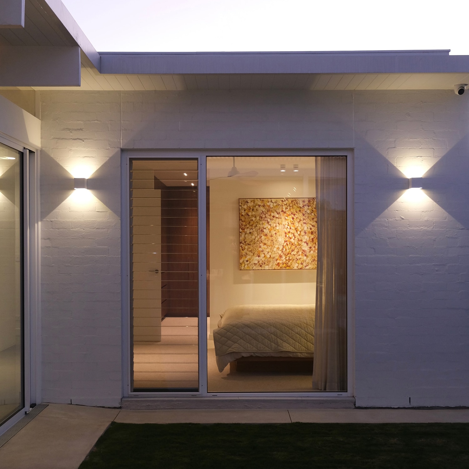 TLI-BOX | The Light Impact