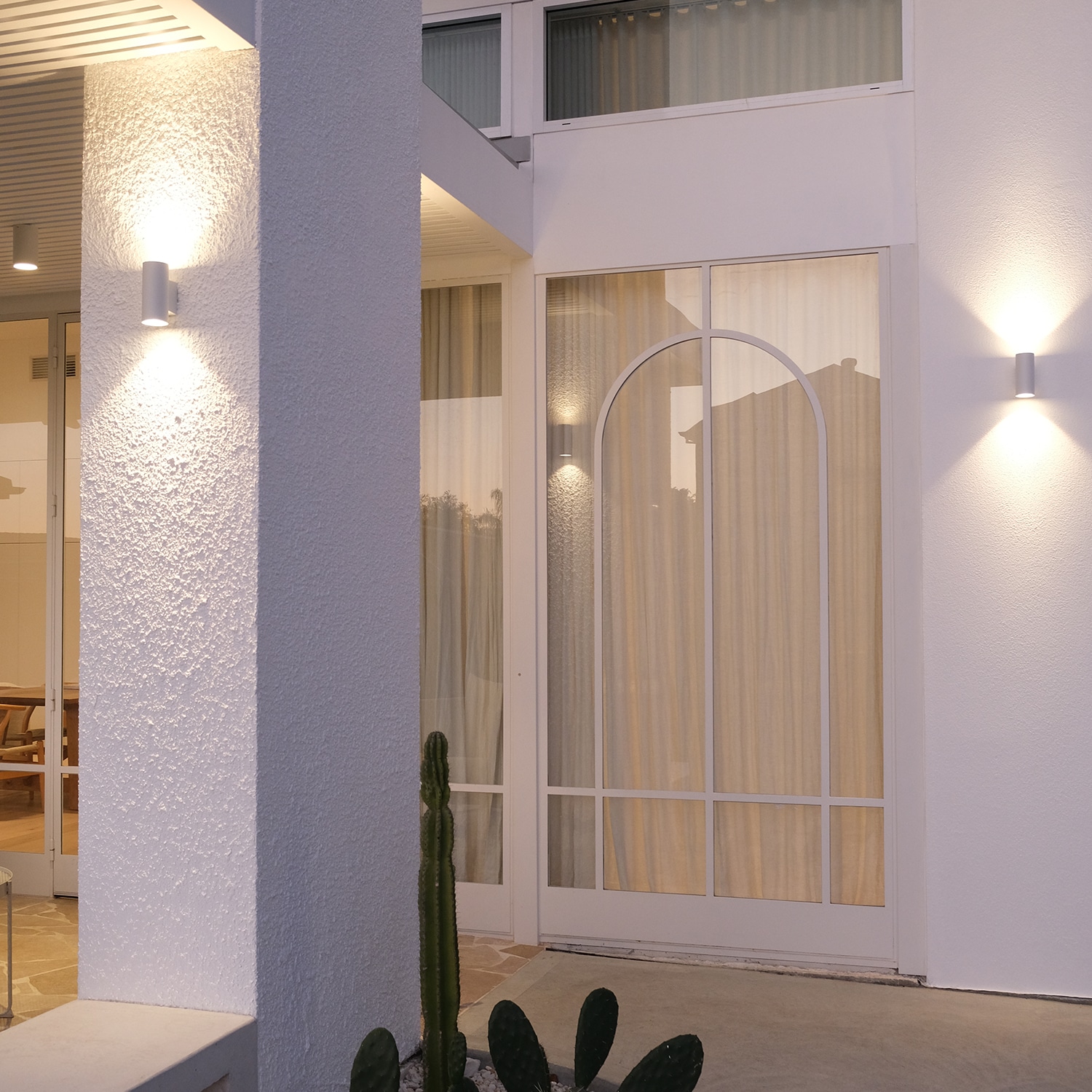 TLI-W700.SHIP | The Light Impact