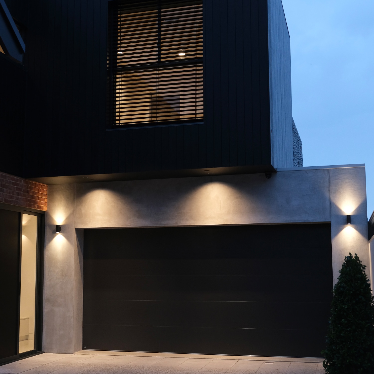 TLI-W700.SHIP | The Light Impact